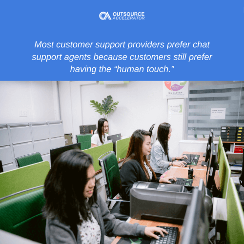 Advantages of outsourcing chat support functions | Outsource Accelerator