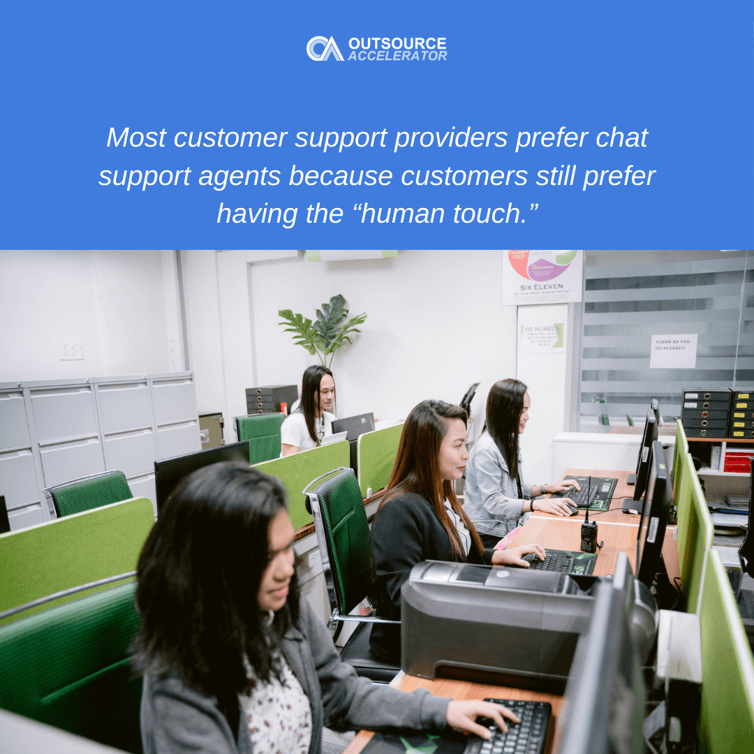 Advantages of outsourcing chat support functions | Outsource Accelerator