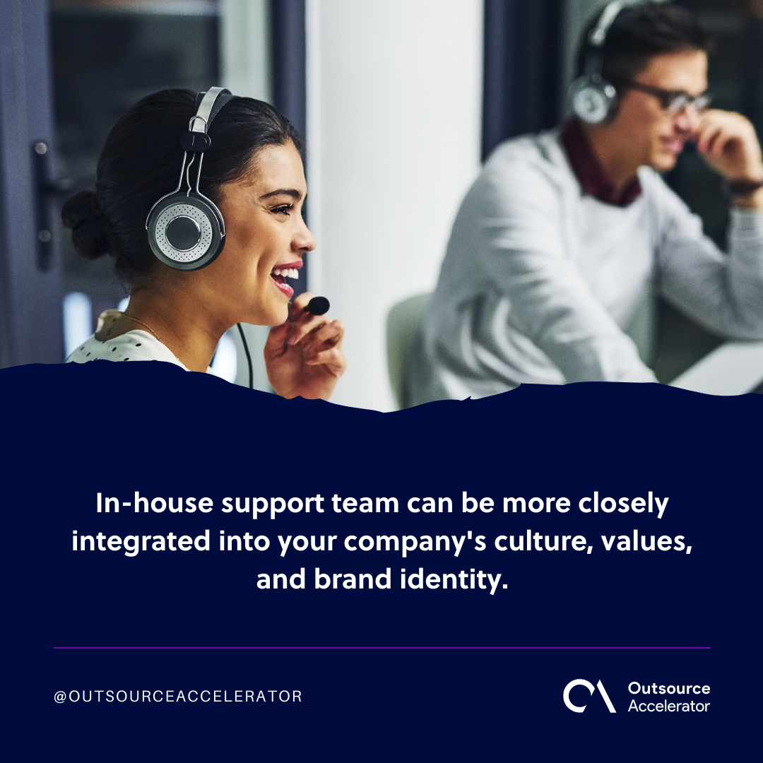 Outsourced help desk or in-house support: Which is better? | Outsource ...